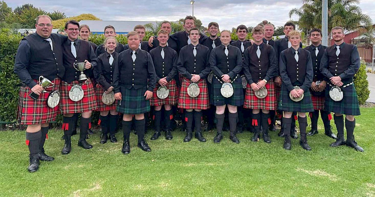 ILT City of Invercargill Highland Pipe Band • Home